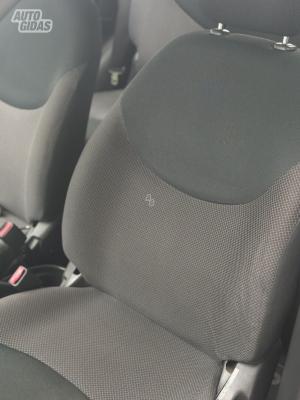 Toyota Yaris 2004 Klaipėda, ar dzinēja tilpumu 1.40 L un nobraukumu 258 tūkst. km par 1150 €, foto 15 vietnē AUTOMOTO.COM.LV