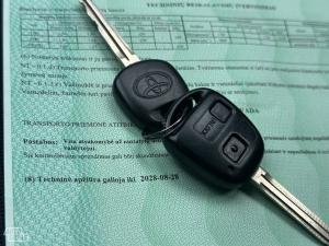 Toyota Yaris 2004 Klaipėda, ar dzinēja tilpumu 1.40 L un nobraukumu 258 tūkst. km par 1150 €, foto 16 vietnē AUTOMOTO.COM.LV