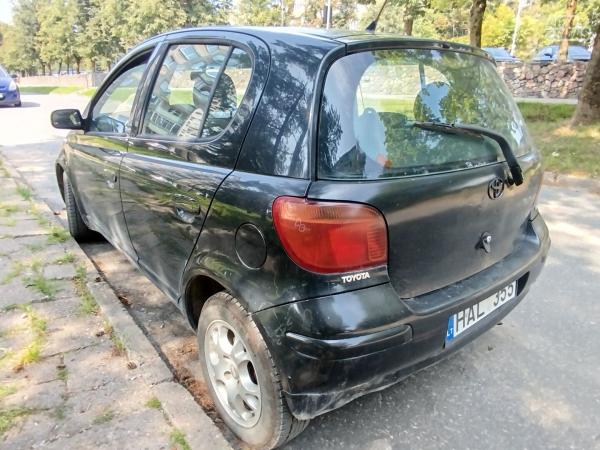Тойота Ярис 2004 в Вильнюс на AUTOMOTO.COM.LV Тойота Ярис 2004 в Вильнюс, объемом двигателя 1.30 л и пробегом 191 тыс. км за 650 €, фото 3 на AUTOMOTO.COM.LV