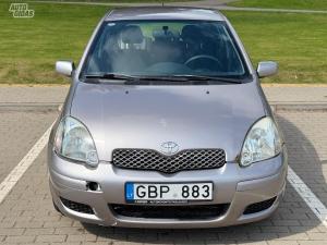 Toyota Yaris 2004 in Vilnius, with an engine capacity of 1.40 L and mileage of 304 thousand km for 1100 €, photo 3 on AUTOMOTO.COM.LV