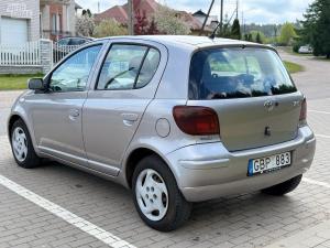 Toyota Yaris 2004 in Vilnius, with an engine capacity of 1.40 L and mileage of 304 thousand km for 1100 €, photo 5 on AUTOMOTO.COM.LV