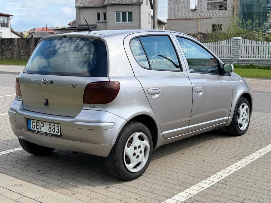 Toyota Yaris 2004 in Vilnius, with an engine capacity of 1.40 L and mileage of 304 thousand km for 1100 €, photo 7 on AUTOMOTO.COM.LV
