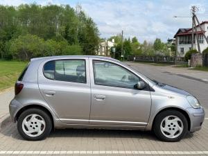 Toyota Yaris 2004 in Vilnius, with an engine capacity of 1.40 L and mileage of 304 thousand km for 1100 €, photo 8 on AUTOMOTO.COM.LV