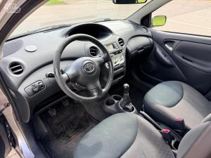 Toyota Yaris 2004 in Vilnius, with an engine capacity of 1.40 L and mileage of 304 thousand km for 1100 €, photo 13 on AUTOMOTO.COM.LV