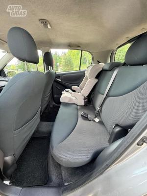 Toyota Yaris 2004 in Vilnius, with an engine capacity of 1.40 L and mileage of 304 thousand km for 1100 €, photo 17 on AUTOMOTO.COM.LV
