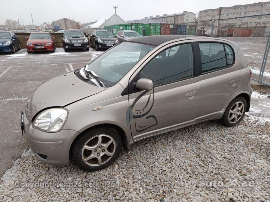 Toyota Yaris 2005 Tallina, ar dzinēja tilpumu 1.30 L un nobraukumu 258 tūkst. km par 399 €, foto 2 vietnē AUTOMOTO.COM.LV