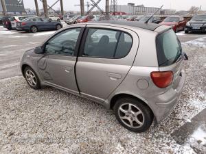 Toyota Yaris 2005 Tallina, ar dzinēja tilpumu 1.30 L un nobraukumu 258 tūkst. km par 399 €, foto 4 vietnē AUTOMOTO.COM.LV