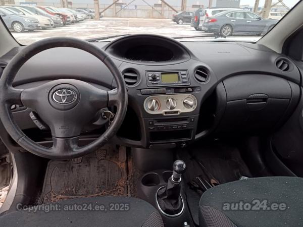 Toyota Yaris 2005 in Tallinn, with an engine capacity of 1.30 L and mileage of 258 thousand km for 399 €, photo 5 on AUTOMOTO.COM.LV