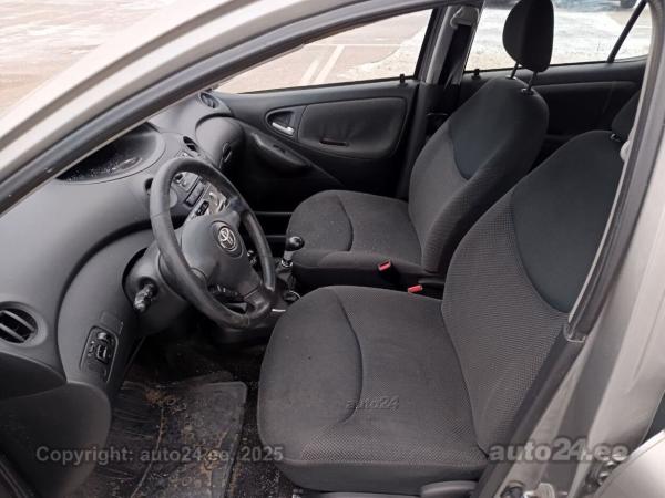 Toyota Yaris 2005 in Tallinn, with an engine capacity of 1.30 L and mileage of 258 thousand km for 399 €, photo 6 on AUTOMOTO.COM.LV
