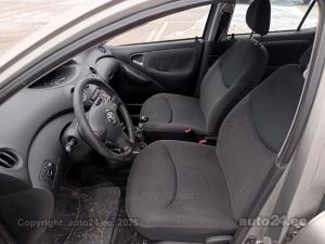 Toyota Yaris 2005 Tallina, ar dzinēja tilpumu 1.30 L un nobraukumu 258 tūkst. km par 399 €, foto 6 vietnē AUTOMOTO.COM.LV