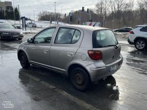 Toyota Yaris 2005 Klaipėda, ar dzinēja tilpumu 1.00 L un nobraukumu 201 tūkst. km par 1000 €, foto 5 vietnē AUTOMOTO.COM.LV