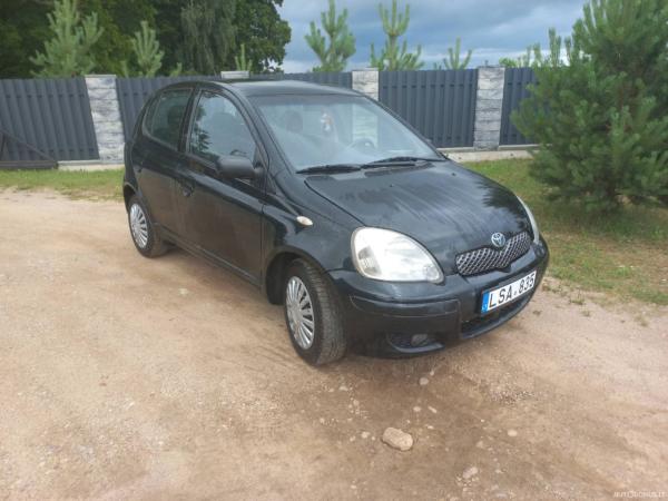 Toyota Yaris 2005 Viļņa, ar dzinēja tilpumu 1.00 L un nobraukumu 169 tūkst. km par 1200 €, foto 3 vietnē AUTOMOTO.COM.LV