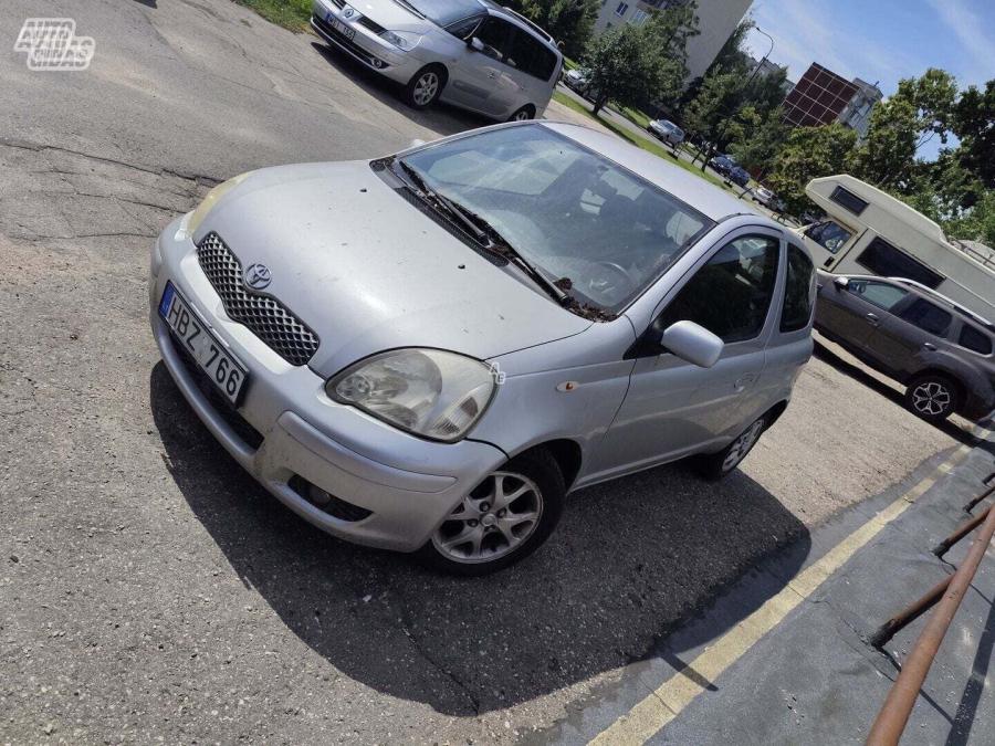 Toyota Yaris 2005 in Vilnius, with an engine capacity of 1.30 L and mileage of 232 thousand km for 350 €, photo 3 on AUTOMOTO.COM.LV