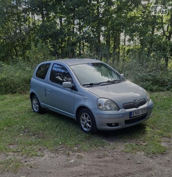 Toyota Yaris 2005 Klaipėda, ar dzinēja tilpumu 1.40 L un nobraukumu 243 tūkst. km par 1000 €, foto 3 vietnē AUTOMOTO.COM.LV