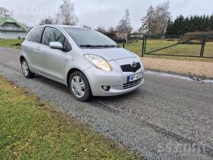 Toyota Yaris 2006 Cēsis, ar dzinēja tilpumu 1.40 L un nobraukumu 152 tūkst. km par 1900 €, foto 2 vietnē AUTOMOTO.COM.LV