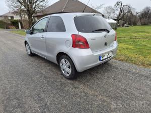 Toyota Yaris 2006 Cēsis, ar dzinēja tilpumu 1.40 L un nobraukumu 152 tūkst. km par 1900 €, foto 4 vietnē AUTOMOTO.COM.LV