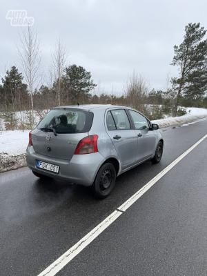 Toyota Yaris 2006 in Vilnius, with an engine capacity of 1.40 L and mileage of 240 thousand km for 1200 €, photo 2 on AUTOMOTO.COM.LV