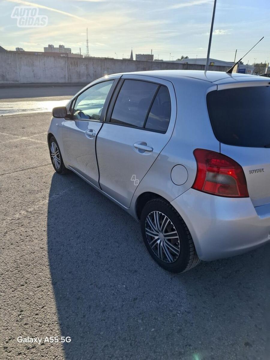 Toyota Yaris 2006 Mažeikiai, ar dzinēja tilpumu 1.00 L un nobraukumu 213 tūkst. km par 1800 €, foto 1 vietnē AUTOMOTO.COM.LV