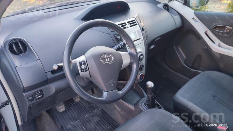 Toyota Yaris 2006 Rīga, ar dzinēja tilpumu 1.30 L un nobraukumu 220 tūkst. km par 1600 €, foto 7 vietnē AUTOMOTO.COM.LV