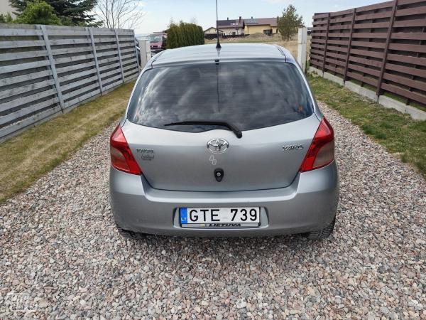 Toyota Yaris 2006 Kretinga, ar dzinēja tilpumu 1.40 L un nobraukumu 413 tūkst. km par 1750 €, foto 5 vietnē AUTOMOTO.COM.LV