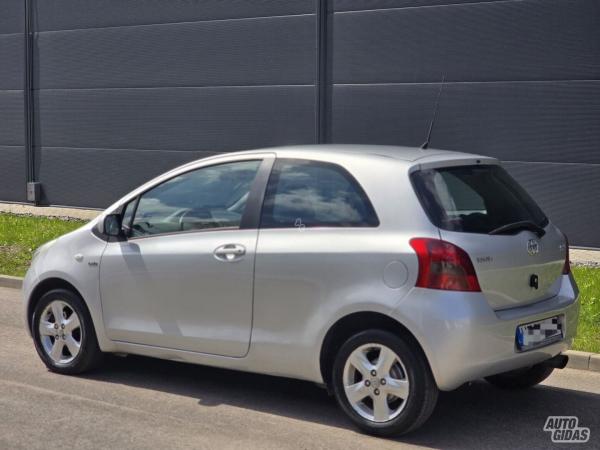 Toyota Yaris 2006 Viļņa, ar dzinēja tilpumu 1.40 L un nobraukumu 256 tūkst. km par 1250 €, foto 6 vietnē AUTOMOTO.COM.LV