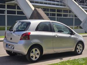 Toyota Yaris 2006 Viļņa, ar dzinēja tilpumu 1.40 L un nobraukumu 256 tūkst. km par 1250 €, foto 8 vietnē AUTOMOTO.COM.LV