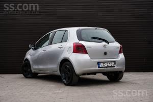 Toyota Yaris 2006 in Riga, with an engine capacity of 1.40 L and mileage of 399 thousand km for 1990 €, photo 5 on AUTOMOTO.COM.LV