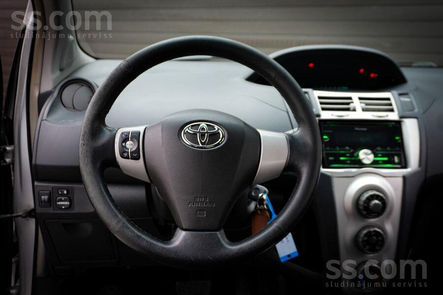 Toyota Yaris 2006 in Riga, with an engine capacity of 1.40 L and mileage of 399 thousand km for 1990 €, photo 7 on AUTOMOTO.COM.LV