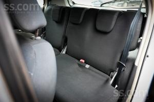 Toyota Yaris 2006 in Riga, with an engine capacity of 1.40 L and mileage of 399 thousand km for 1990 €, photo 9 on AUTOMOTO.COM.LV