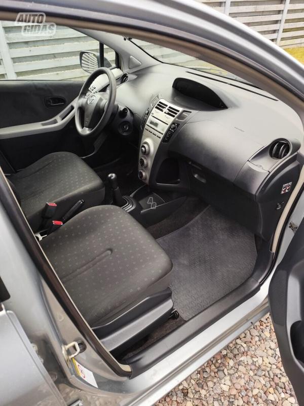 Toyota Yaris 2006 Kretinga, ar dzinēja tilpumu 1.40 L un nobraukumu 413 tūkst. km par 1650 €, foto 8 vietnē AUTOMOTO.COM.LV