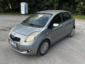 Toyota Yaris 2006 in Vilnius, with an engine capacity of 1.39 L and mileage of 370 thousand km for 1650 €, photo  on AUTOMOTO.COM.LV