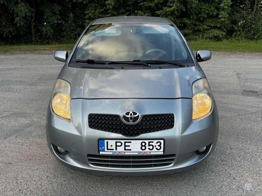 Toyota Yaris 2006 Viļņa, ar dzinēja tilpumu 1.39 L un nobraukumu 370 tūkst. km par 1650 €, foto 3 vietnē AUTOMOTO.COM.LV