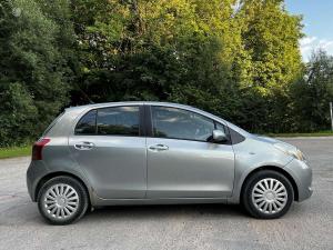 Toyota Yaris 2006 Viļņa, ar dzinēja tilpumu 1.39 L un nobraukumu 370 tūkst. km par 1650 €, foto 5 vietnē AUTOMOTO.COM.LV