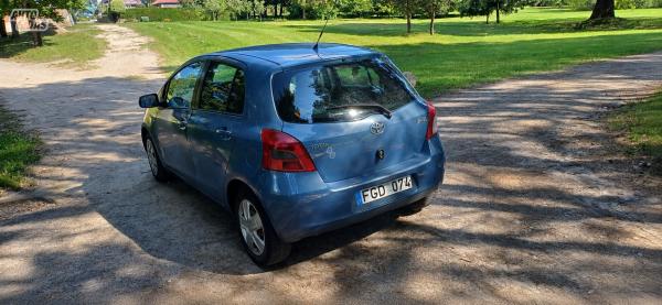Toyota Yaris 2006 in Mazeikiai, with an engine capacity of 1.40 L and mileage of 240 thousand km for 2140 €, photo 7 on AUTOMOTO.COM.LV