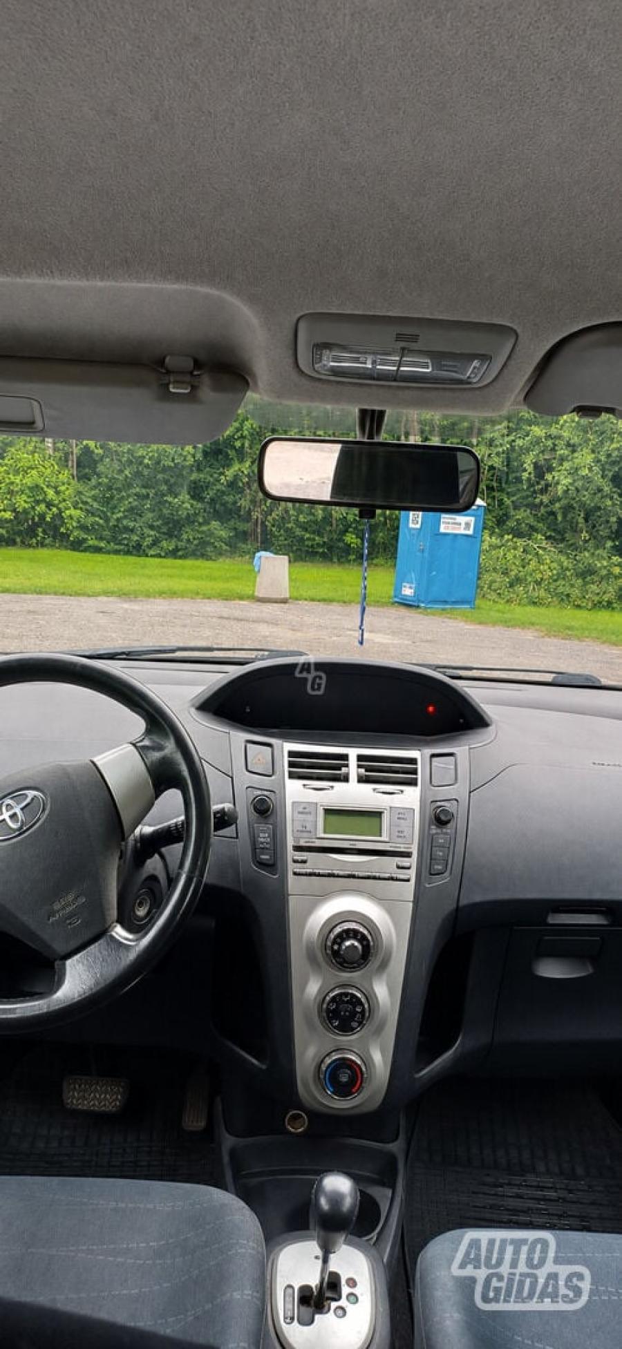 Toyota Yaris 2006 in Mazeikiai, with an engine capacity of 1.40 L and mileage of 240 thousand km for 2140 €, photo 8 on AUTOMOTO.COM.LV