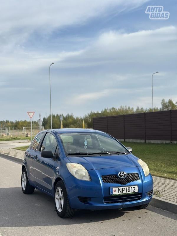 Toyota Yaris 2006 in Klaipeda, with an engine capacity of 1.00 L and mileage of 300 thousand km for 1150 €, photo 8 on AUTOMOTO.COM.LV