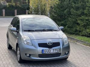 Тойота Ярис 2006 в Клайпеда, объемом двигателя 1.40 л и пробегом 225 тыс. км за 1300 €, фото 4 на AUTOMOTO.COM.LV