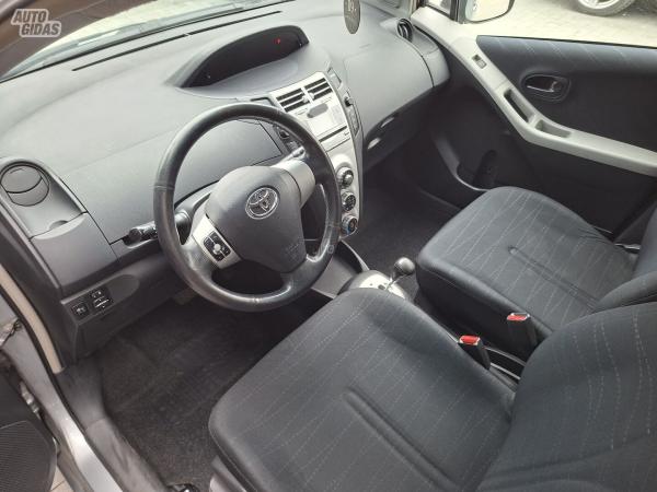 Toyota Yaris 2007 Šilutė, ar dzinēja tilpumu 1.40 L un nobraukumu 250 tūkst. km par 2500 €, foto 8 vietnē AUTOMOTO.COM.LV