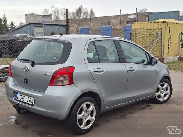 Toyota Yaris 2007 Šilutė, ar dzinēja tilpumu 1.40 L un nobraukumu 260 tūkst. km par 2500 €, foto 5 vietnē AUTOMOTO.COM.LV