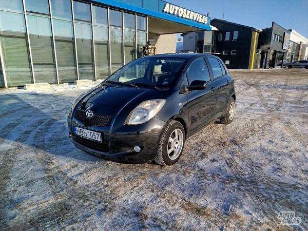 Toyota Yaris 2007 Šauļi, ar dzinēja tilpumu 1.40 L un nobraukumu 1 tūkst. km par 1850 €, foto 2 vietnē AUTOMOTO.COM.LV