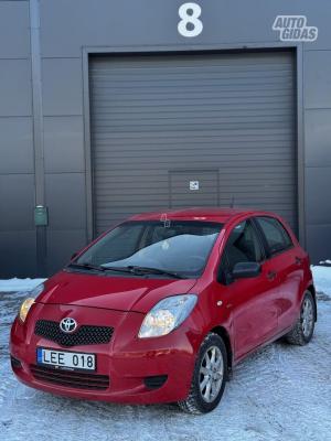Toyota Yaris 2007 Klaipėda, ar dzinēja tilpumu 1.40 L un nobraukumu 205 tūkst. km par 2200 €, foto 2 vietnē AUTOMOTO.COM.LV
