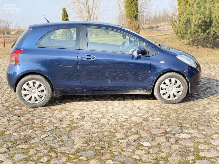 Toyota Yaris 2007 Viļņa, ar dzinēja tilpumu 1.40 L un nobraukumu 270 tūkst. km par 1550 €, foto 7 vietnē AUTOMOTO.COM.LV