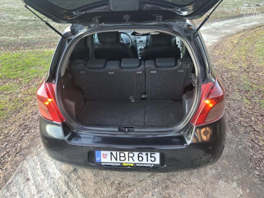 Toyota Yaris 2007 in Vilnius, with an engine capacity of 1.40 L and mileage of 227 thousand km for 2000 €, photo 8 on AUTOMOTO.COM.LV