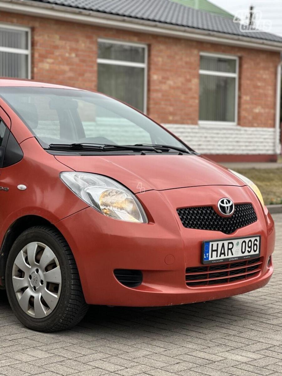 Toyota Yaris 2007 in Vilnius, with an engine capacity of 1.40 L and mileage of 268 thousand km for 1950 €, photo 3 on AUTOMOTO.COM.LV