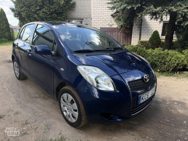 Toyota Yaris 2007 Viļņa, ar dzinēja tilpumu 1.00 L un nobraukumu 151 tūkst. km par 1490 €, foto 4 vietnē AUTOMOTO.COM.LV