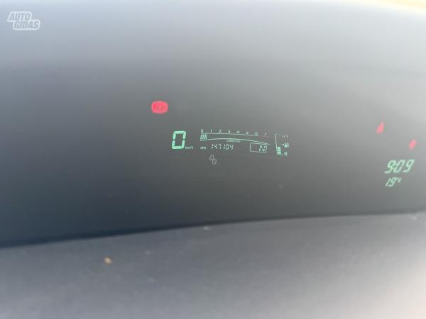 Toyota Yaris 2007 Viļņa, ar dzinēja tilpumu 1.30 L un nobraukumu 145 tūkst. km par 2650 €, foto 9 vietnē AUTOMOTO.COM.LV