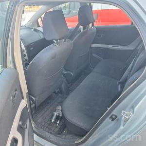 Toyota Yaris 2007 in Preili, with an engine capacity of 1.40 L and mileage of 308 thousand km for 700 €, photo 9 on AUTOMOTO.COM.LV