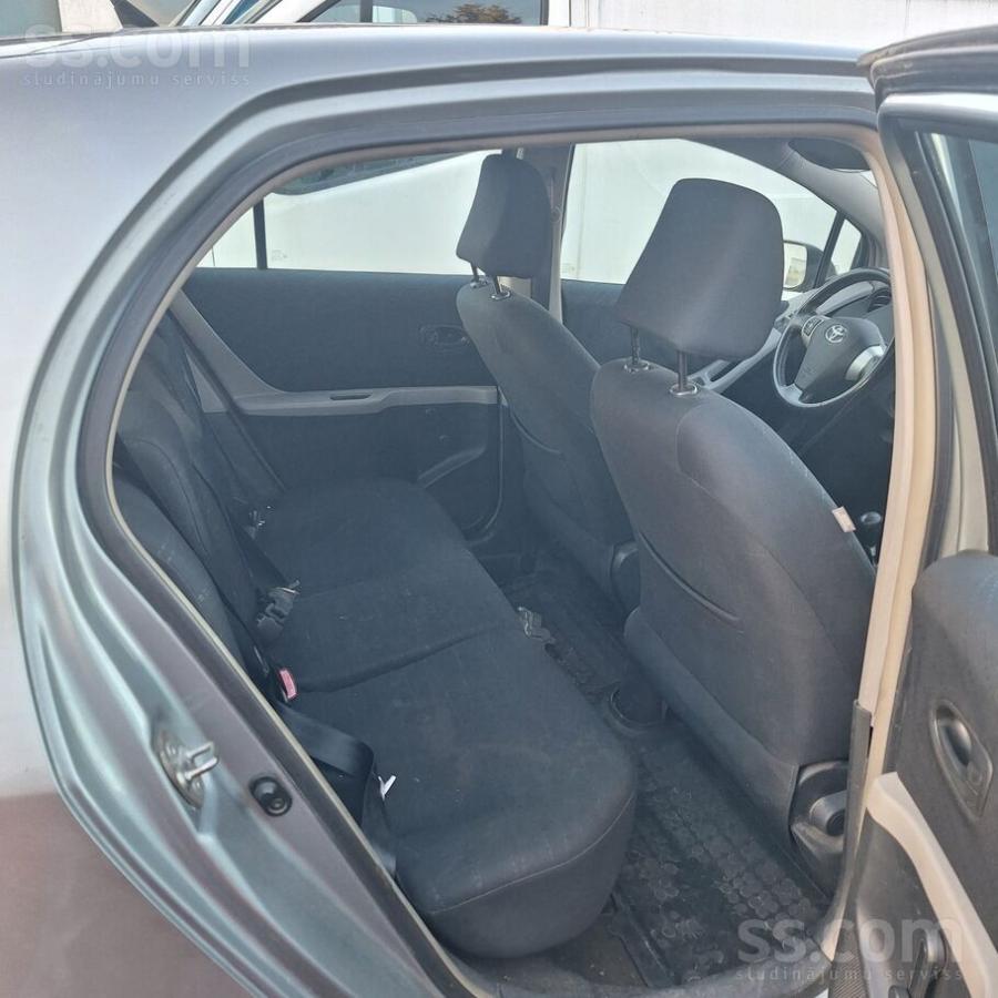 Toyota Yaris 2007 in Preili, with an engine capacity of 1.40 L and mileage of 308 thousand km for 700 €, photo 10 on AUTOMOTO.COM.LV