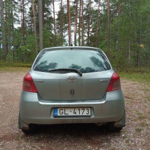 Toyota Yaris 2007 Daugavpils, ar dzinēja tilpumu 1.40 L un nobraukumu 257 tūkst. km par 1000 €, foto 5 vietnē AUTOMOTO.COM.LV