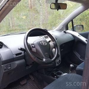 Toyota Yaris 2007 Daugavpils, ar dzinēja tilpumu 1.40 L un nobraukumu 257 tūkst. km par 1000 €, foto 7 vietnē AUTOMOTO.COM.LV